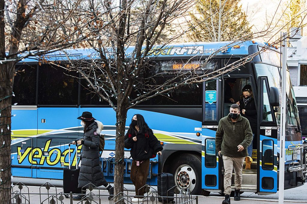 Roaring Fork Valley bus system’s winter operations plan hits state ...